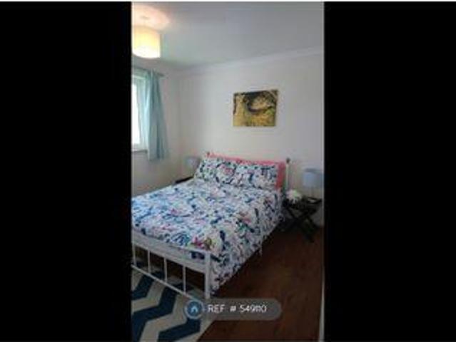 1 Bedrooms Flat for rent in Wayland Approach, Leeds LS16