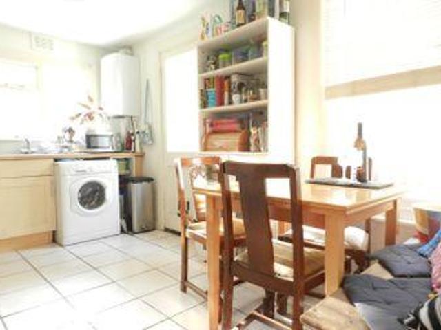 1 Bedrooms Flat for rent in Walberswick Street, Ground Floor Flat, London SW8