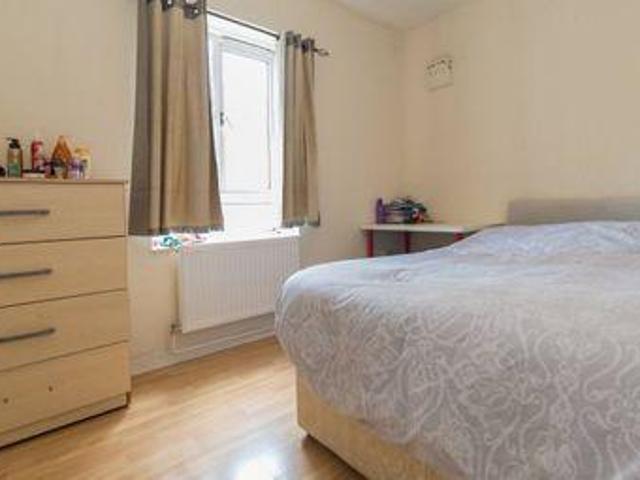 1 Bedrooms Flat for rent in Wallwood Street, Mile End, London E14