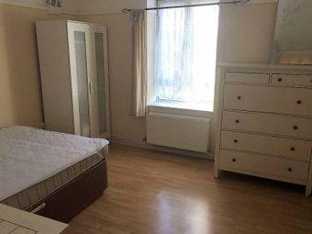 1 Bedrooms Flat for rent in Wallwood Street, London E14