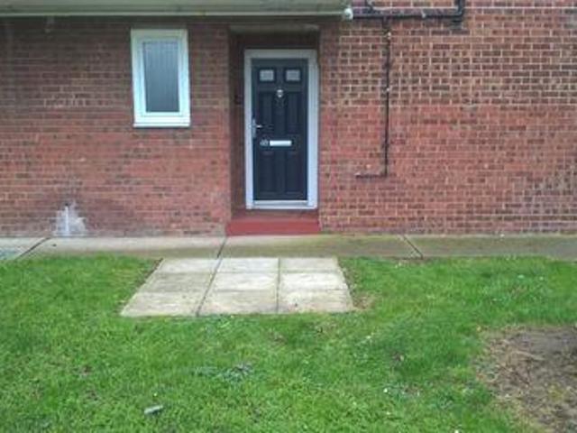 1 Bedrooms Flat for rent in Walsingham Road, St. Pauls Cray, Orpington BR5
