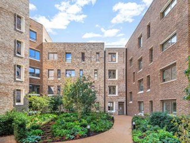 1 Bedrooms Flat for rent in Walton Heights, Elephant Park, Elephant & Castle SE17