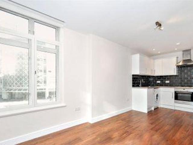 1 Bedrooms Flat for rent in Warren Court, Euston Road, Fitzrovia, London NW1