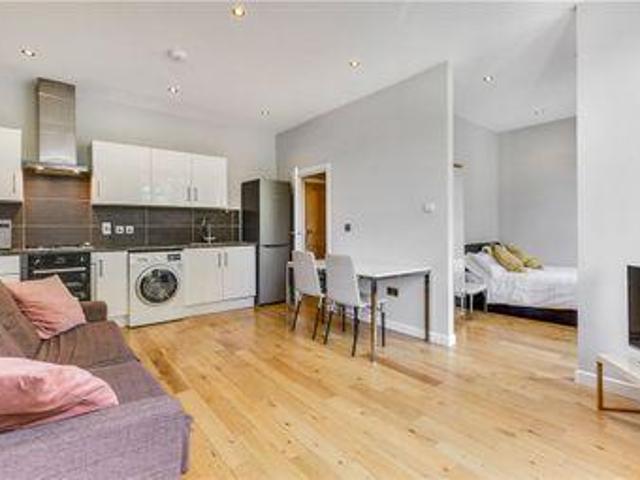1 Bedrooms Flat for rent in Warwick Road, Earls Court, London SW5