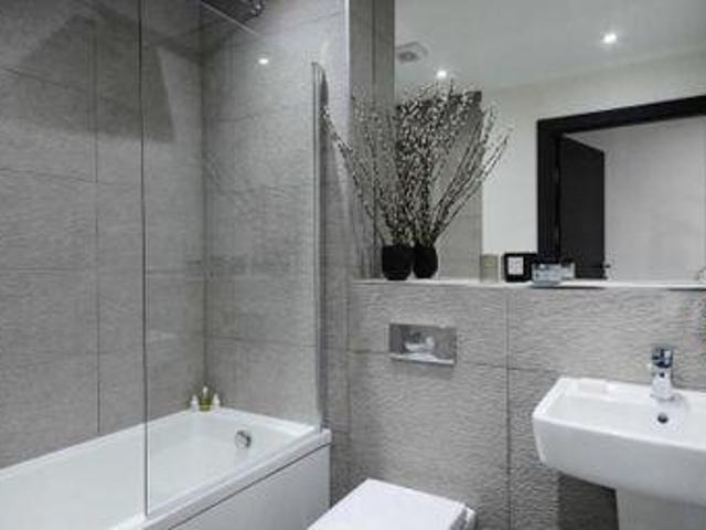 1 Bedrooms Flat for rent in Warton Road, London E15