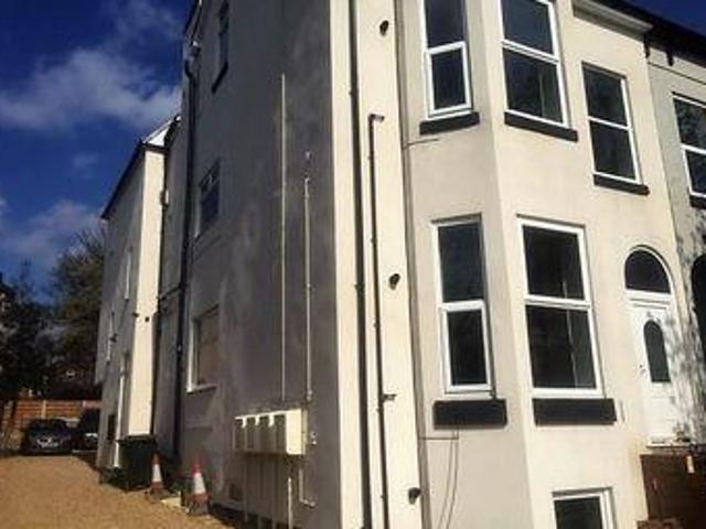 1 Bedrooms Flat for rent in Wellington Road, Eccles, Manchester M30