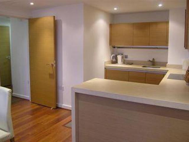 1 Bedrooms Flat for rent in Wendle Square, London SW11