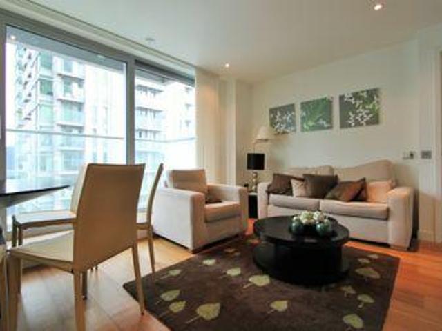 1 Bedrooms Flat for rent in West Tower, Pan Peninsula, Canary Wharf E14