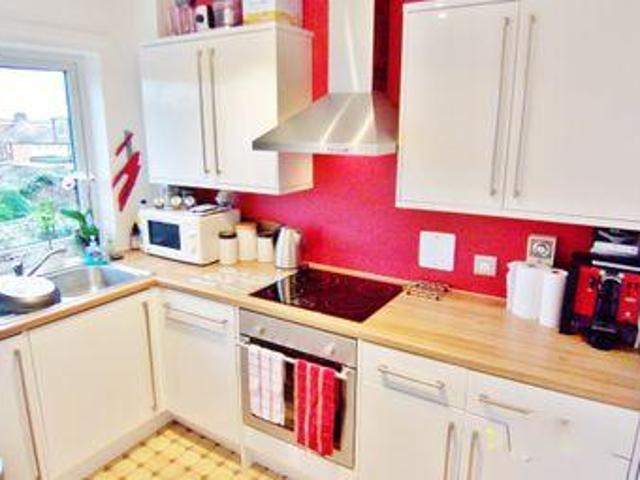1 Bedrooms Flat for rent in West Grove, Woodford Green IG8