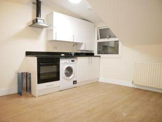 1 Bedrooms Flat for rent in West Green Road, Harringey N15