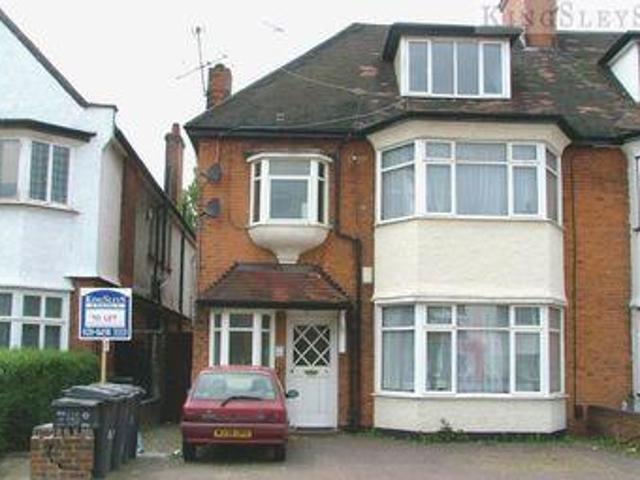 1 Bedrooms Flat for rent in West Heath Drive, London NW11