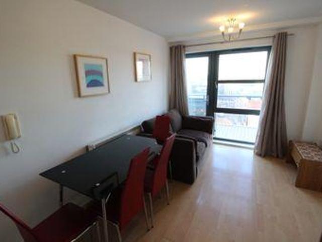 1 Bedrooms Flat for rent in West Point, West Street, Sheffield S1