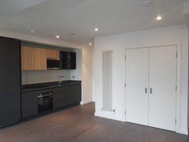 1 Bedrooms Flat for rent in Western Gateway, London E16