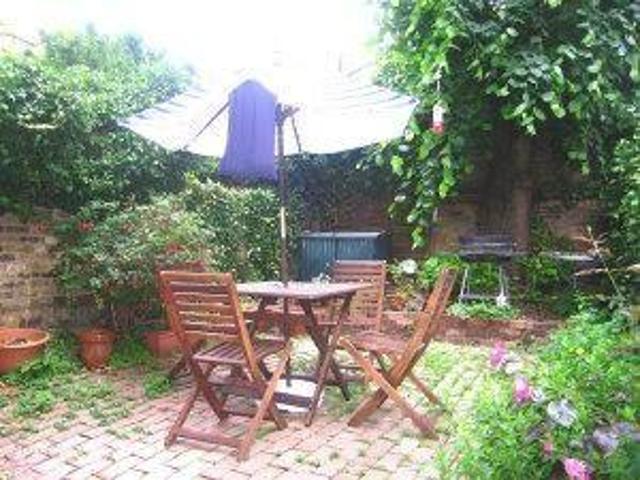 1 Bedrooms Flat for rent in Westwick Gardens, London W14