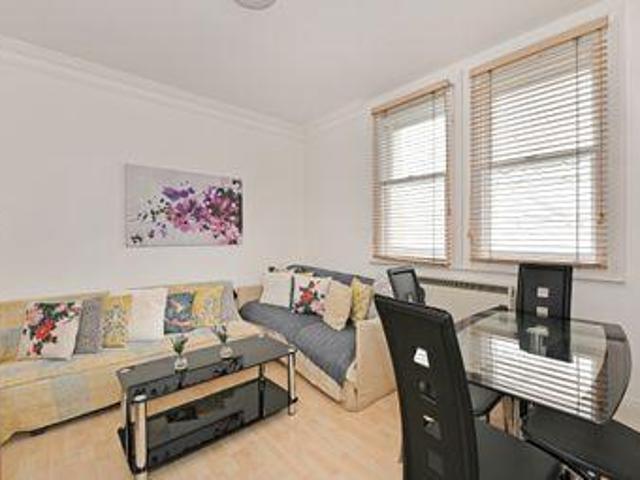 1 Bedrooms Flat for rent in White Horse Street, Mayfair W1J
