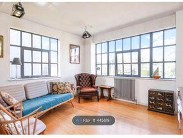1 Bedrooms Flat for rent in Whiteacre Mews, London SE11