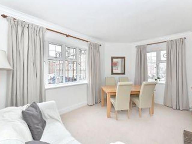 1 Bedrooms Flat for rent in Whiteheads Grove, Chelsea, London SW3