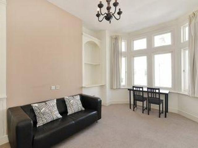 1 Bedrooms Flat for rent in Whittingstall Road, Fulham SW6