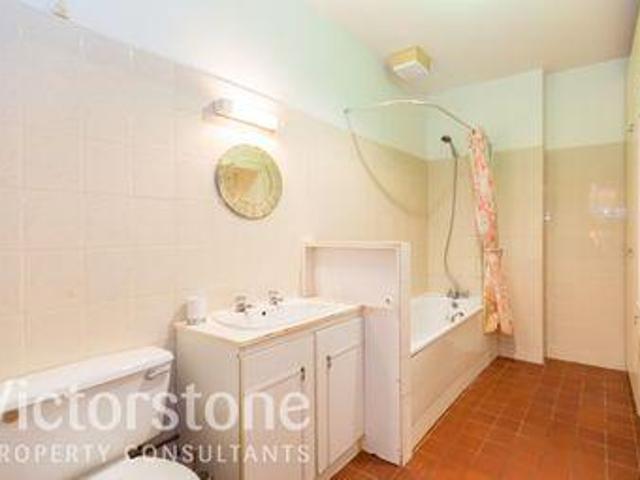 1 Bedrooms Flat for rent in Wilberforce Road, Finsbury, London N4