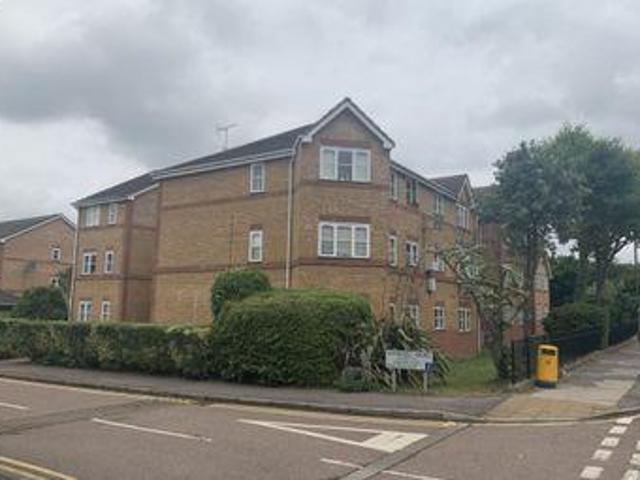 1 Bedrooms Flat for rent in Windmill Drive, Cricklewood NW2