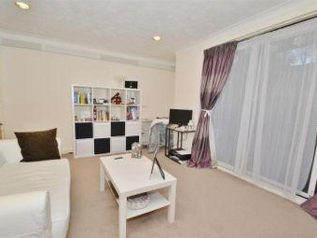 1 Bedrooms Flat for rent in Windsor Road, Holloway, London N7