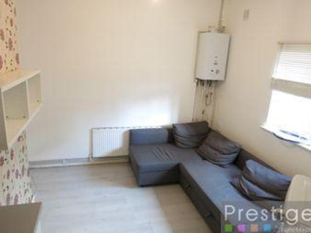 1 Bedrooms Flat for rent in Windus Road, London N16