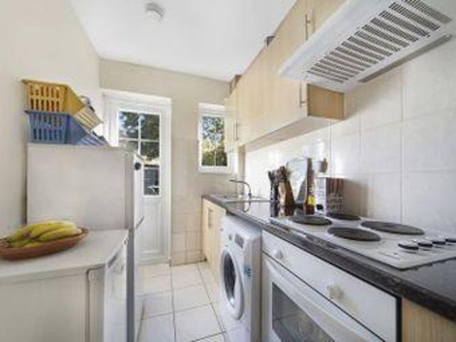 1 Bedrooms Flat for rent in Wulfstan Street, London W12