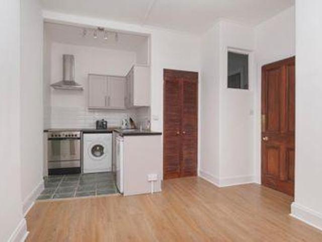 1 Bedrooms Flat for rent in Tay Street, Edinburgh EH11