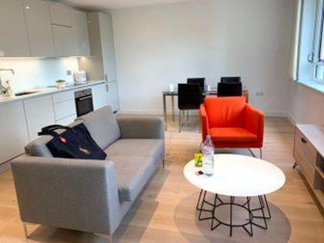 1 Bedrooms Flat for rent in Tarling House, 3 Walworth Square, London SE17