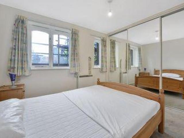 1 Bedrooms Flat for rent in Telegraph Place, London E14