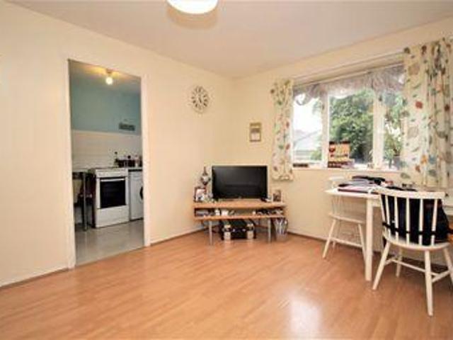 1 Bedrooms Flat for rent in Telegraph Place, London E14