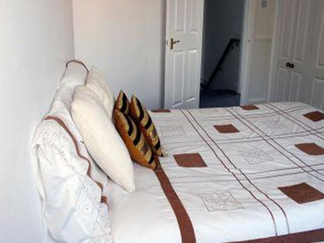 1 Bedrooms Flat for rent in Temple Parade Netherlands Road, New Barnet EN5