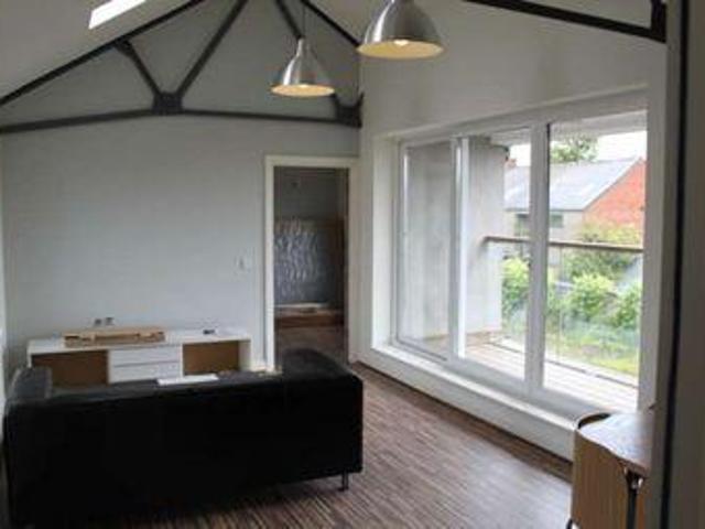 1 Bedrooms Flat for rent in The Old Coal Shed, Rhymney St, Flat 3 CF24