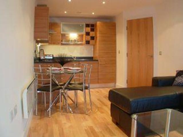 1 Bedrooms Flat for rent in The Boulevard, Hunslet, Leeds LS10