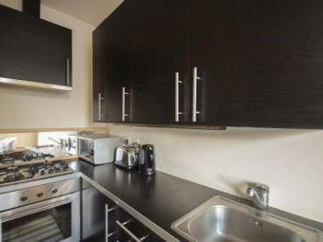 1 Bedrooms Flat for rent in The Broadway, Wimbledon, London SW19