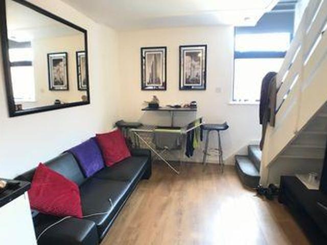 1 Bedrooms Flat for rent in The Chandlers, Leeds LS2