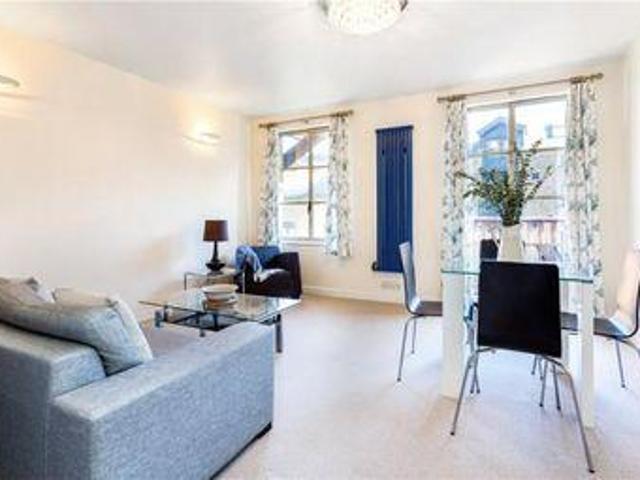 1 Bedrooms Flat for rent in The Circle, Queen Elizabeth Street, London SE1