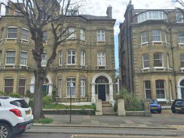 1 Bedrooms Flat for rent in The Drive, Hove BN3