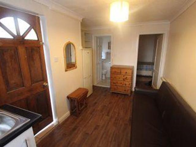 1 Bedrooms Flat for rent in The Highams, Forest View Road, London E17