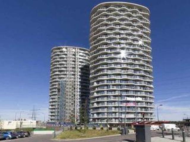 1 Bedrooms Flat for rent in The Hoola, Tidal Basin Road, London E16