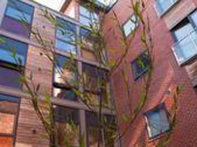 1 Bedrooms Flat for rent in The Loom House, East Street, Leeds, West Yorkshire LS9