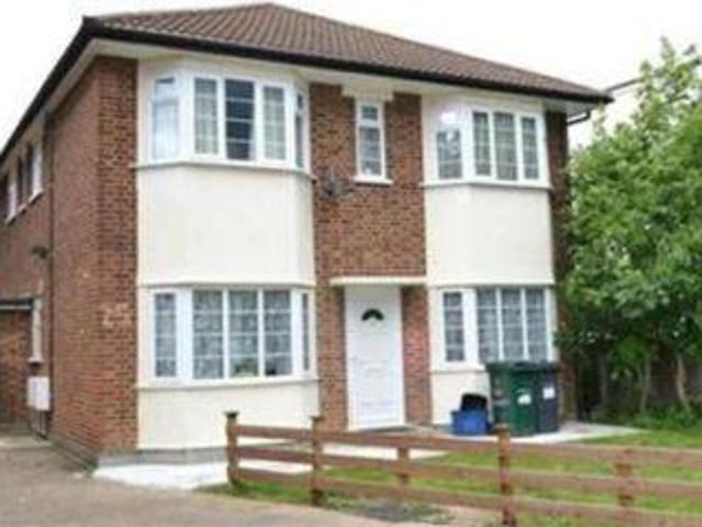 1 Bedrooms Flat for rent in The Spinney, Granville Road, Finchley, London N12