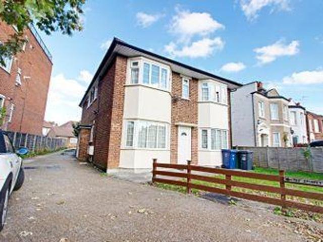 1 Bedrooms Flat for rent in The Spinney, Granville Road, Finchley, London N12