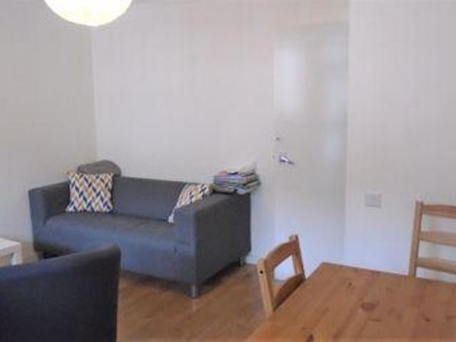 1 Bedrooms Flat for rent in The Triangle, Cyrus Street, London EC1V