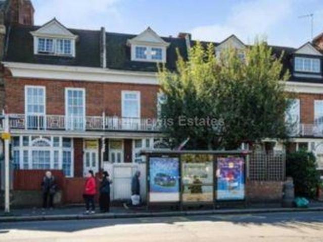 1 Bedrooms Flat for rent in The Vale, Acton W3
