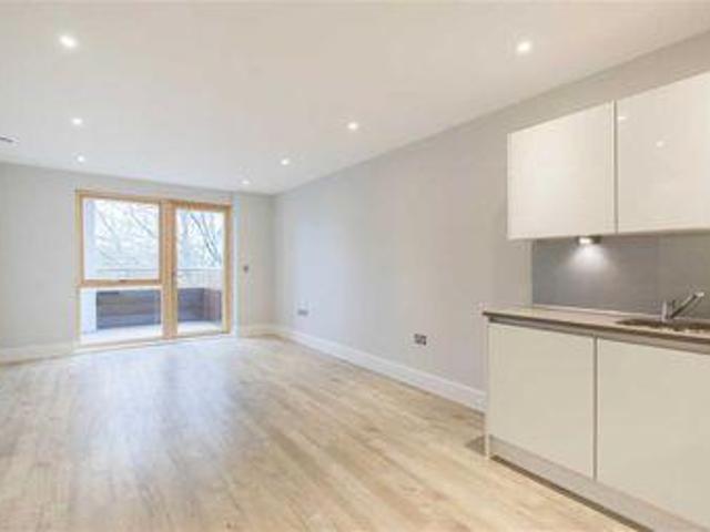 1 Bedrooms Flat for rent in The Vale, London W3