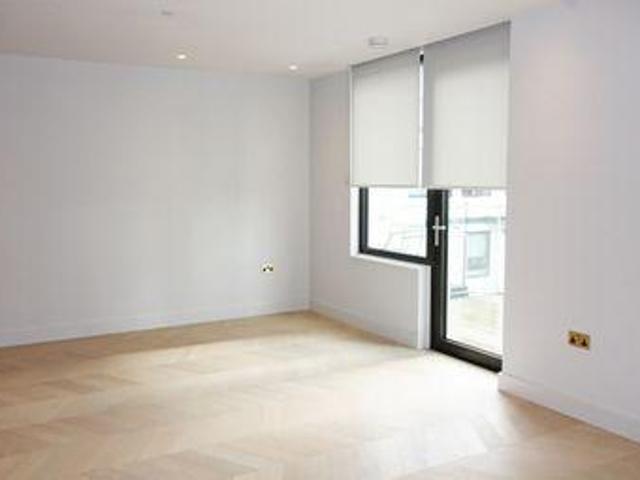 1 Bedrooms Flat for rent in The Waterman, Greenwich Peninsula, Greenwich SE10