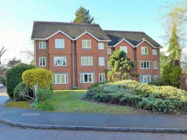 1 Bedrooms Flat for rent in Thornfield Green, Blackwater, Camberley GU17