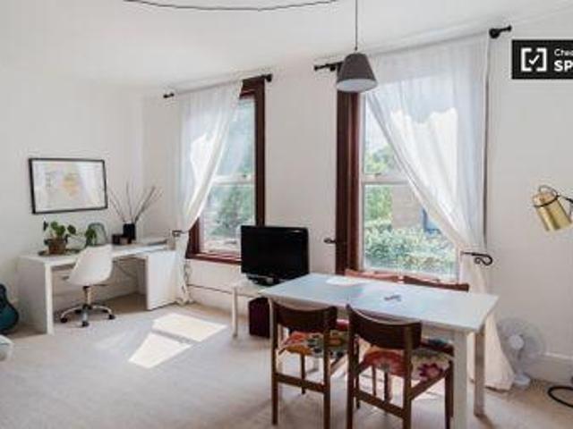 1 Bedrooms Flat for rent in Thorngate Road, London W9
