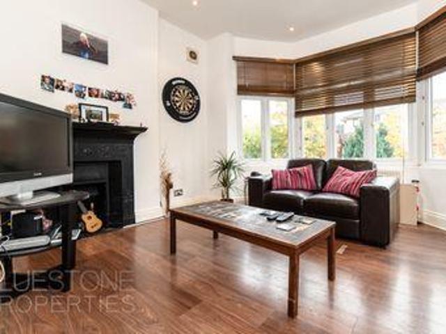 1 Bedrooms Flat for rent in Thrale Road, Furzedown SW16